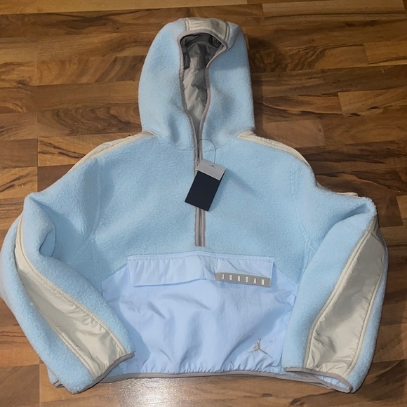 Jordan | Jackets & Coats | New Nike Air Jordan Cozy Fleece Cropped ...